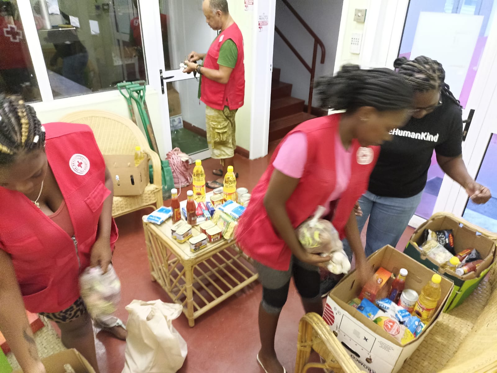 Organising Food Assistance - Red Cross Society of Seychelles